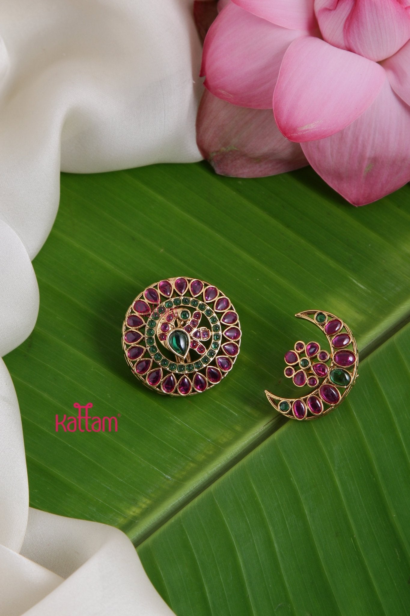 Peacock & Halfmoon Billai Set - Kattam