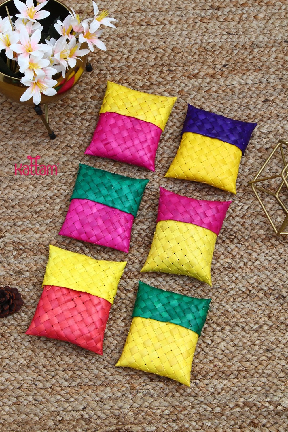 Set of 25 - Size 4*4 Handmade Palm Leaf Pouch - Kattam
